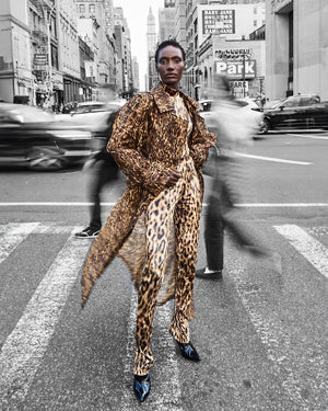 LAPOINTE | Luxury Monochrome